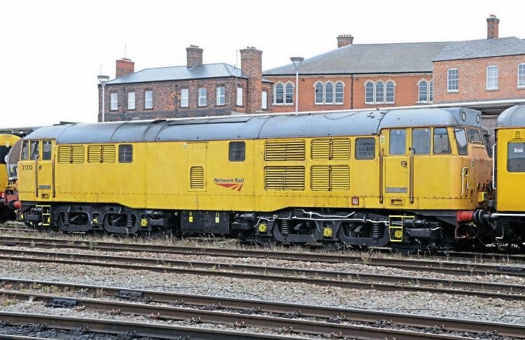 Refurbished Class 31 from Farish | Rail Express