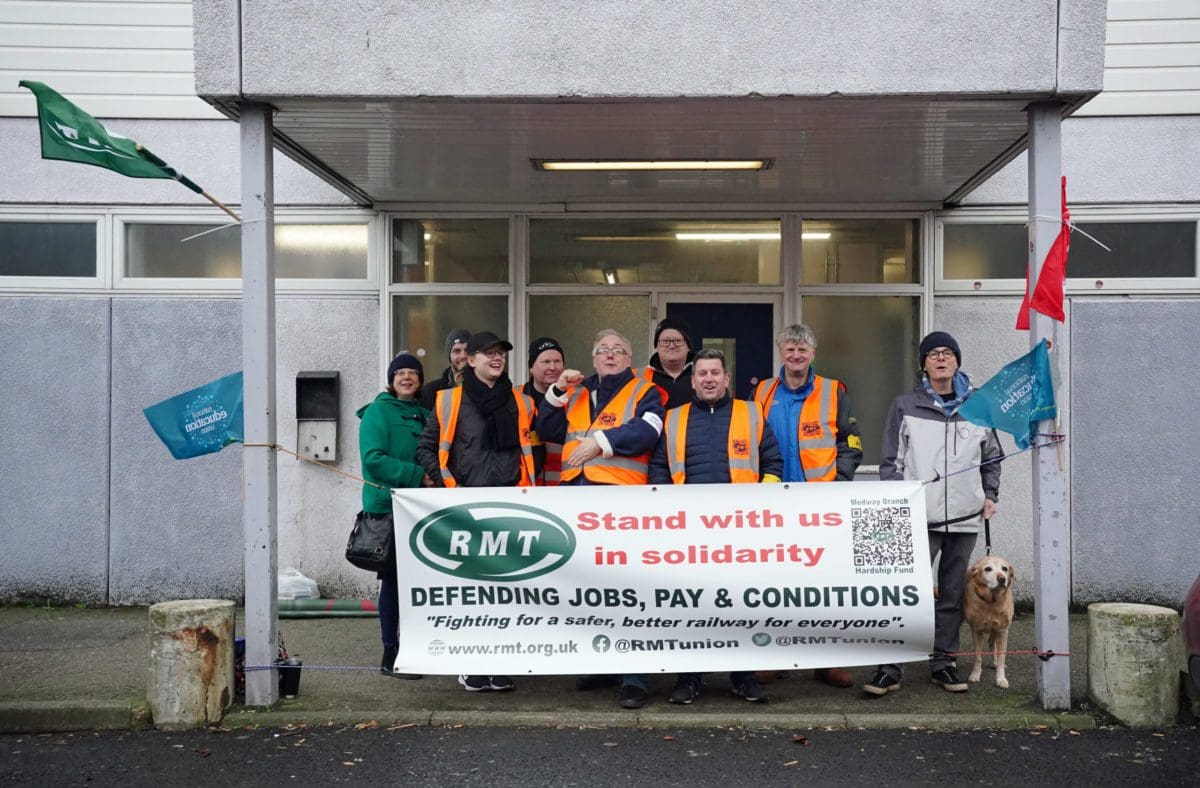 Union leaders to meet rail minister in bid to secure deal to end ...
